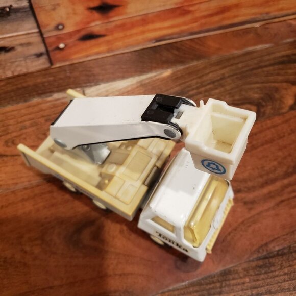 Tonka | Toys | Vintage 979 Tonka Bell System Lineman Bucket Truck Steel ...